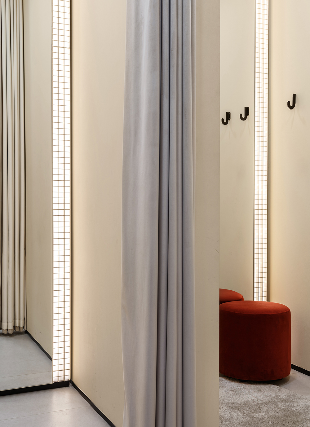 YINJISPACE - ARCH(E)TYPE x Terekhov Girl